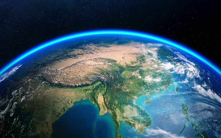 Tracking Animal Migrations With Satellite Images | DinoAnimals.com